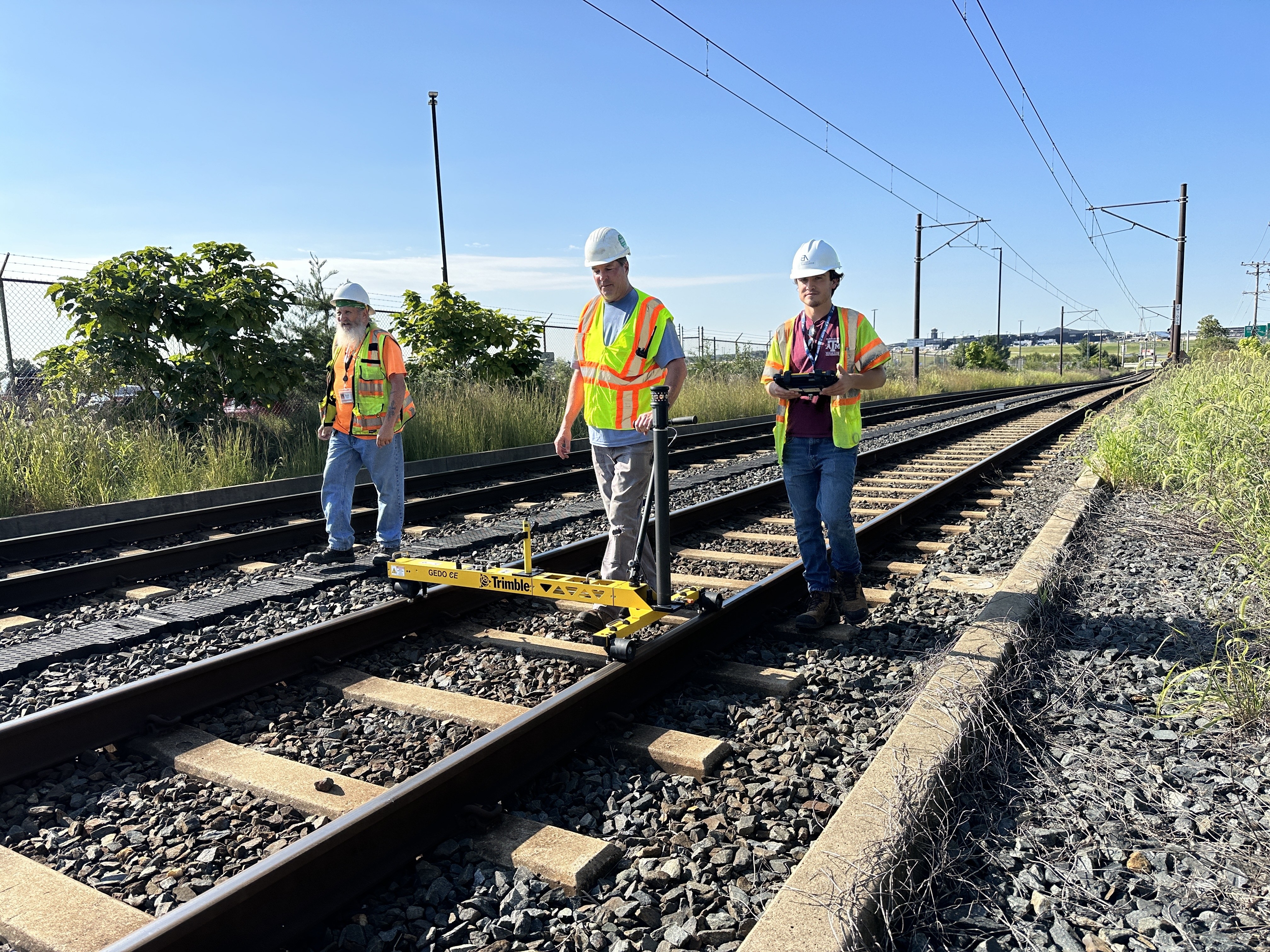PLI's Adam Zweig & the Trimble GEDO CE 2.0 Railway Measurement Solution ...